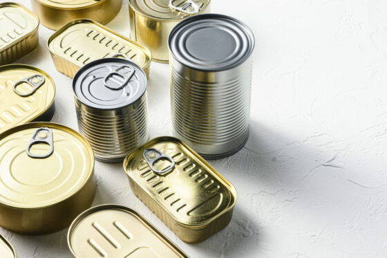 Est-ce qu'on peut manger une conserve périmée ? - Le Strass | Guides ...