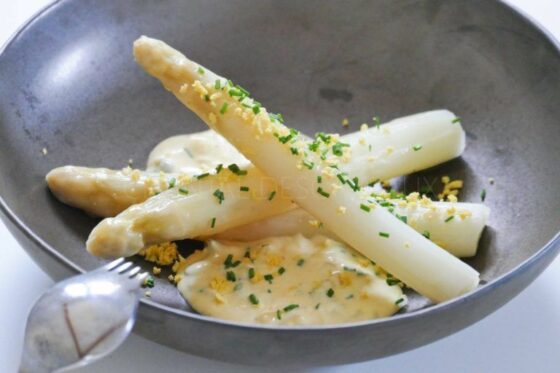 Est-il bon de manger des asperges tous les jours ? - Le Strass | Guides ...